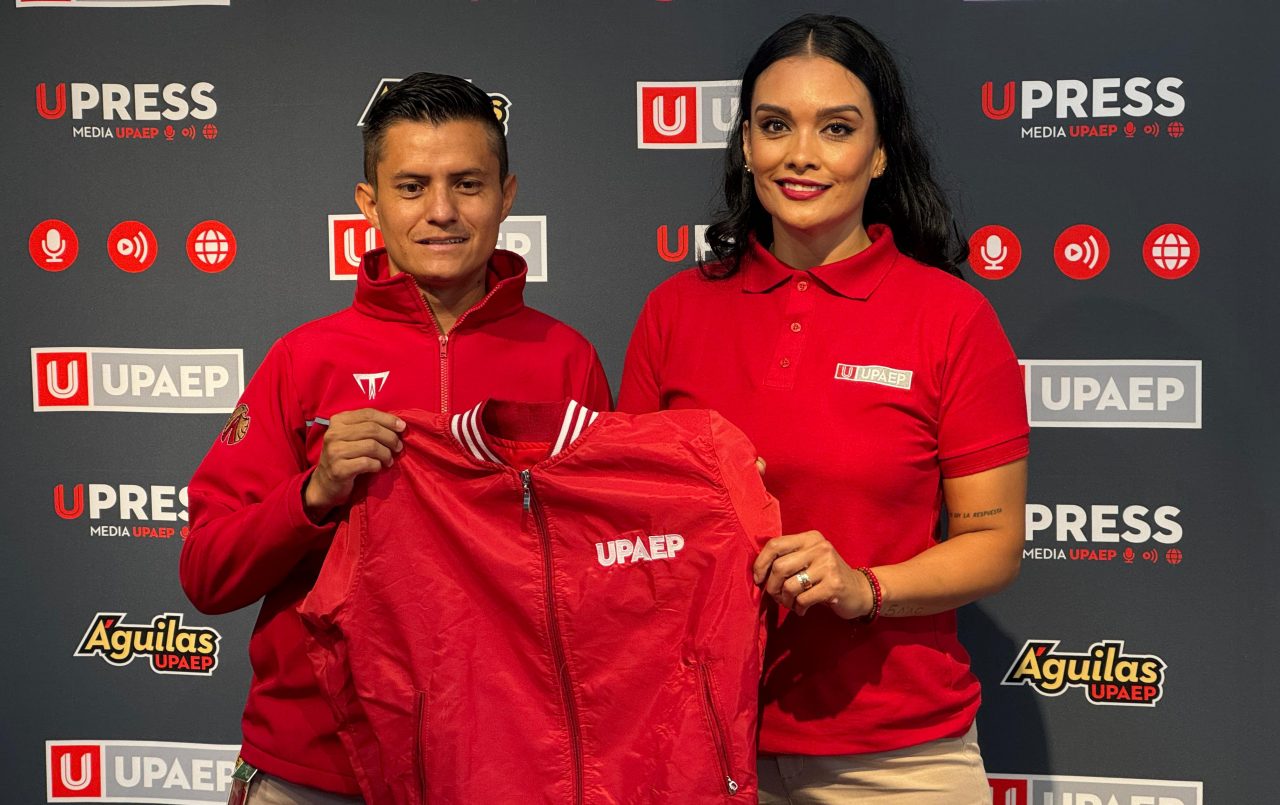 Presentan a Ana Rentería como nueva entrenadora de Prepa UPAEP - CONADEIP